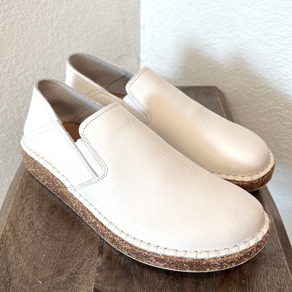 Birkenstock | Shoes | Birkenstock Callan White Pabbled Leather Slip On ...